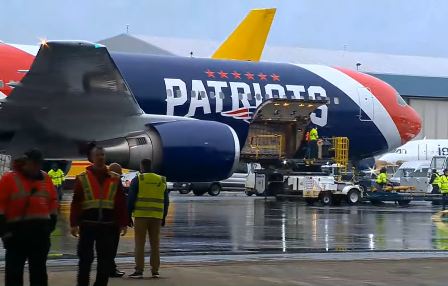 » Patriots PlaneWhoopie 100.9